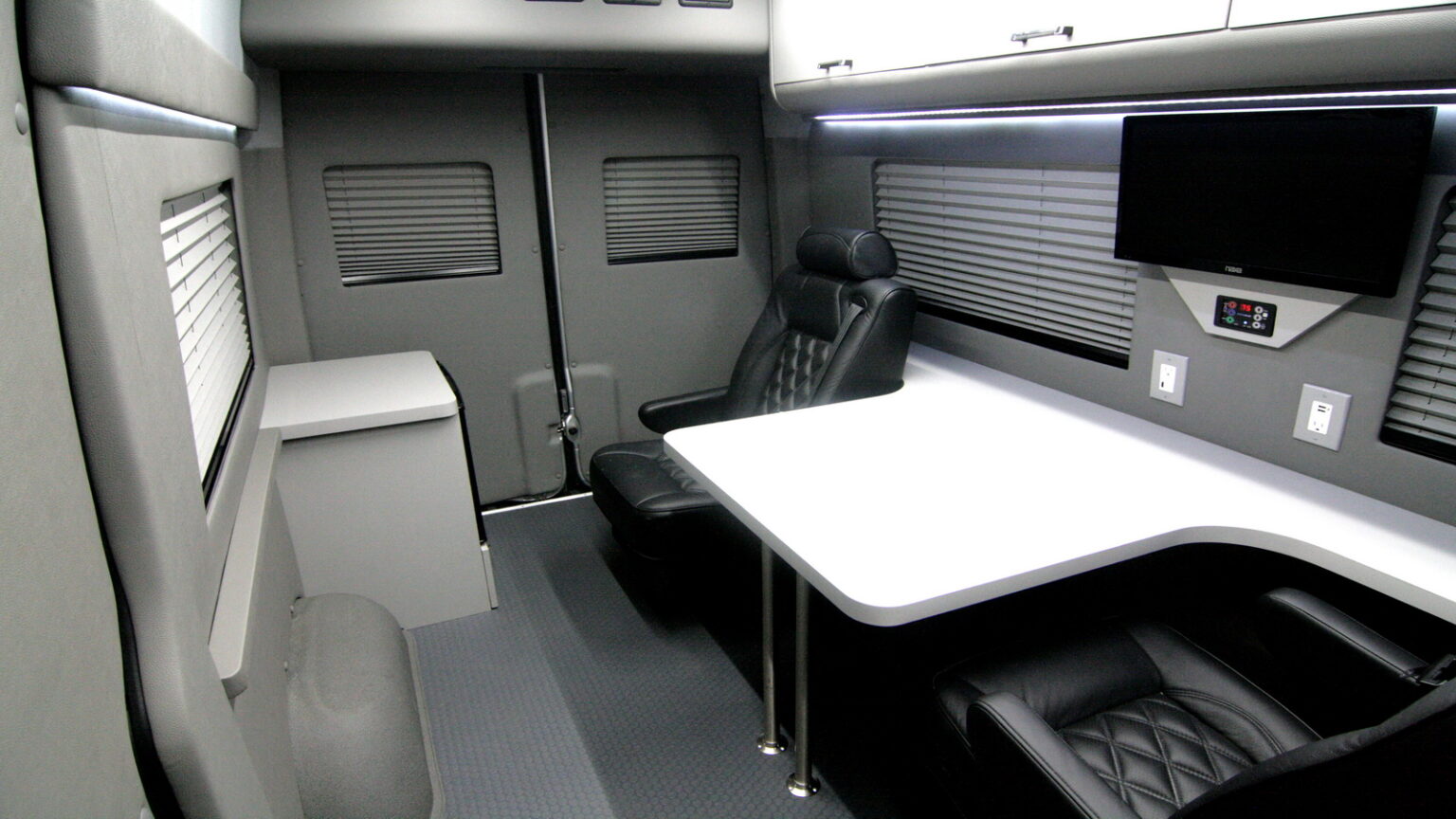 Mobile Office - Design 7 - HQ Custom Design
