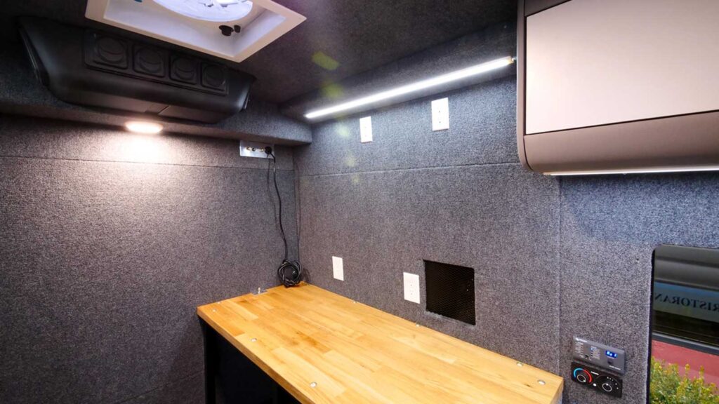 Mobile Office Repair Station - Design 15 - HQ Custom Design