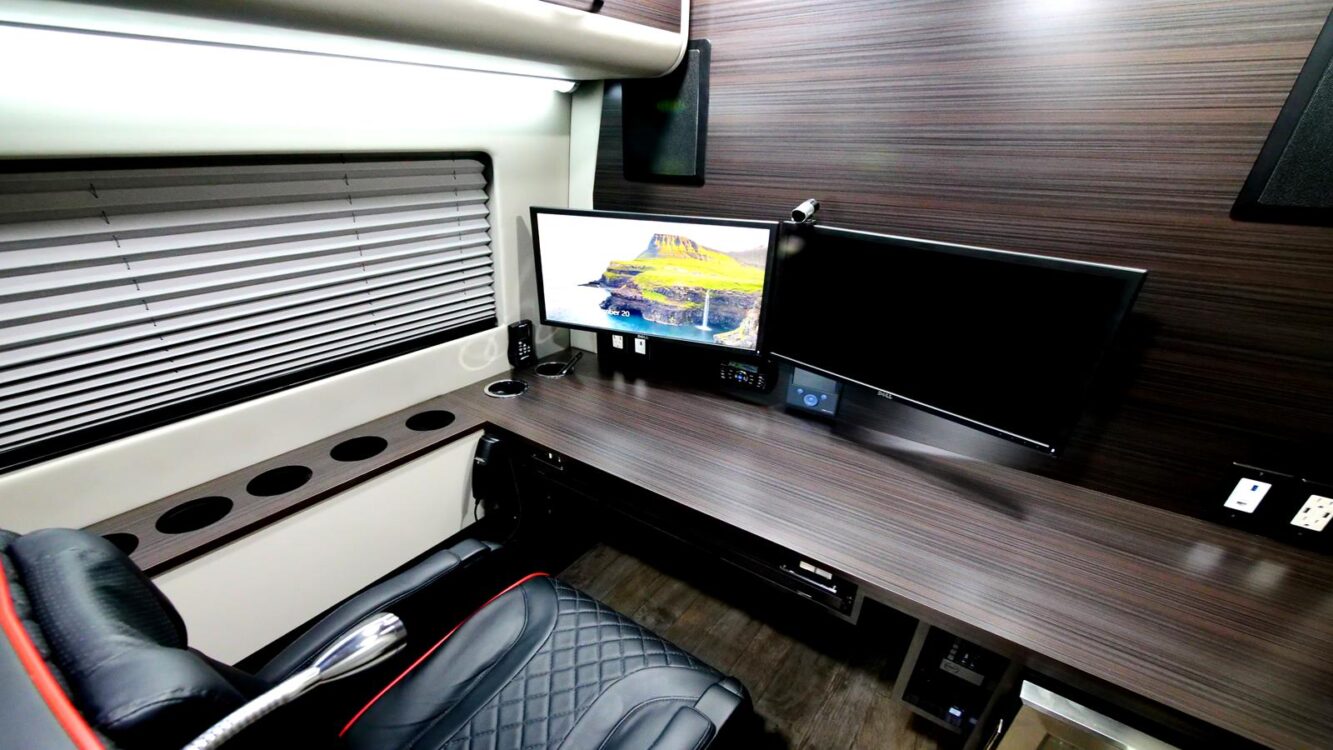 Mobile Office - Design 5 - HQ Custom Design