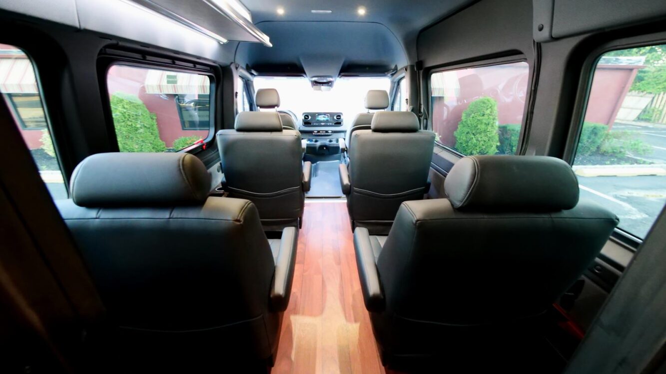 Luxury Camper Sprinter 144″ - Design 4 - HQ Custom Design